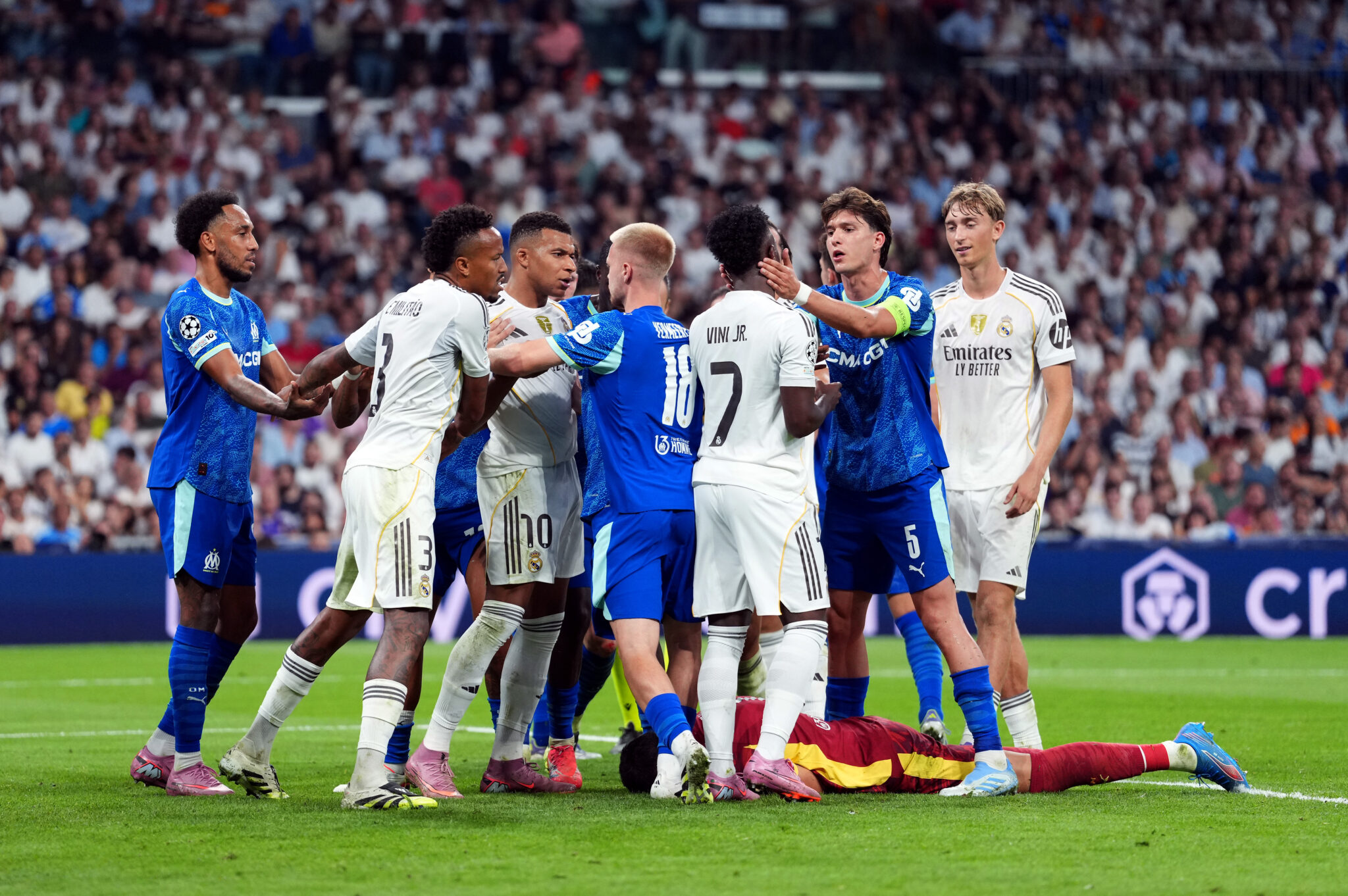 ¡Polémica victoria del Real Madrid en su debut de Champions ante el ...